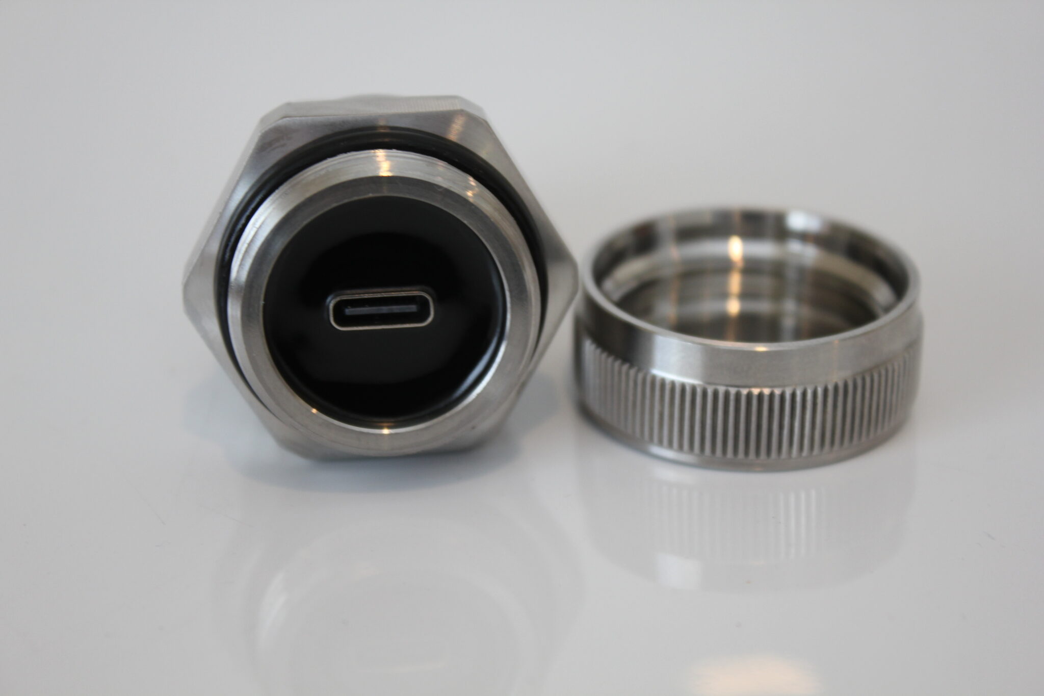 CONNECTOR SEAL CFS1201 316SS USB C SOCKET-USB C SOCKET - Reliable ...